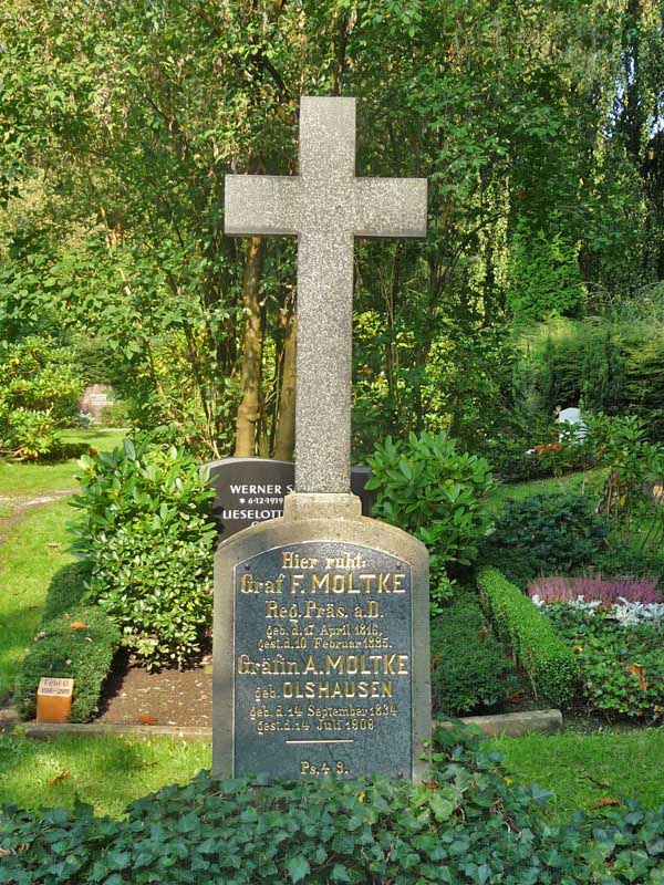 Adam Friedrich Adamson Graf von Moltke | Stiftung Historische Kirchhöfe ...